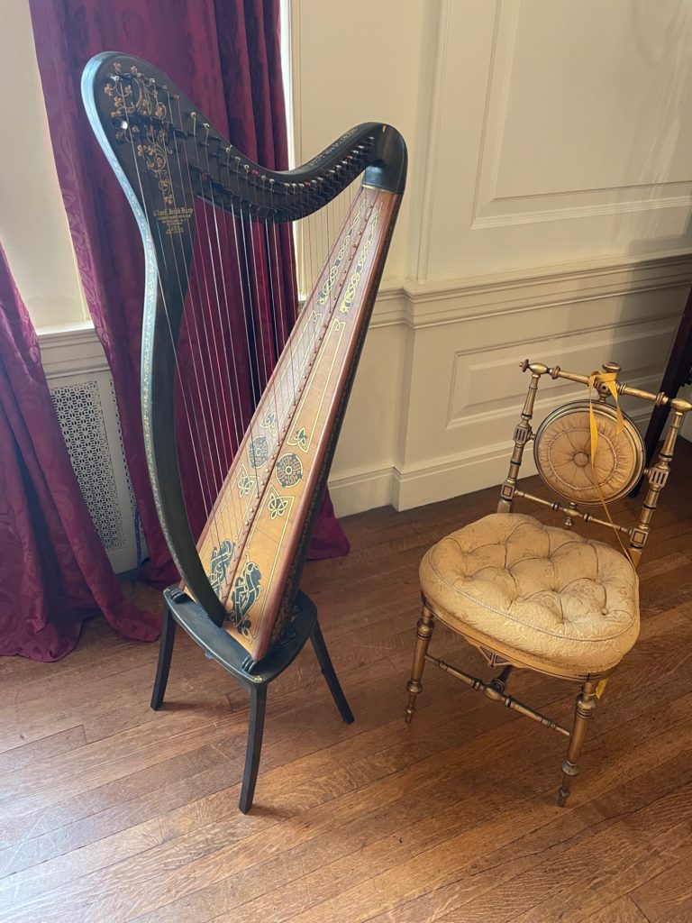 The Irish harp in Woodrow Wilson’s drawing room | Mark Holan's Irish ...